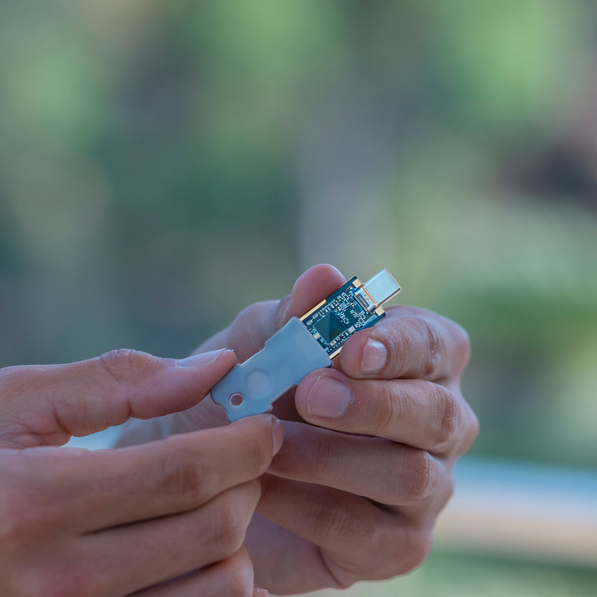 Solo 2C+ NFC Security Key (Built with Trussed®) – SoloKeys | Built with ...